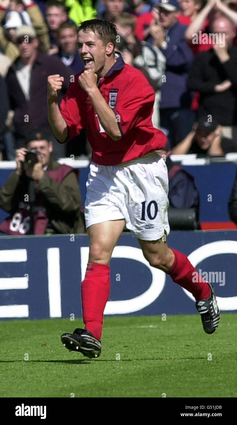 Eng v Brazil Owen goal joy Stock Photo - Alamy