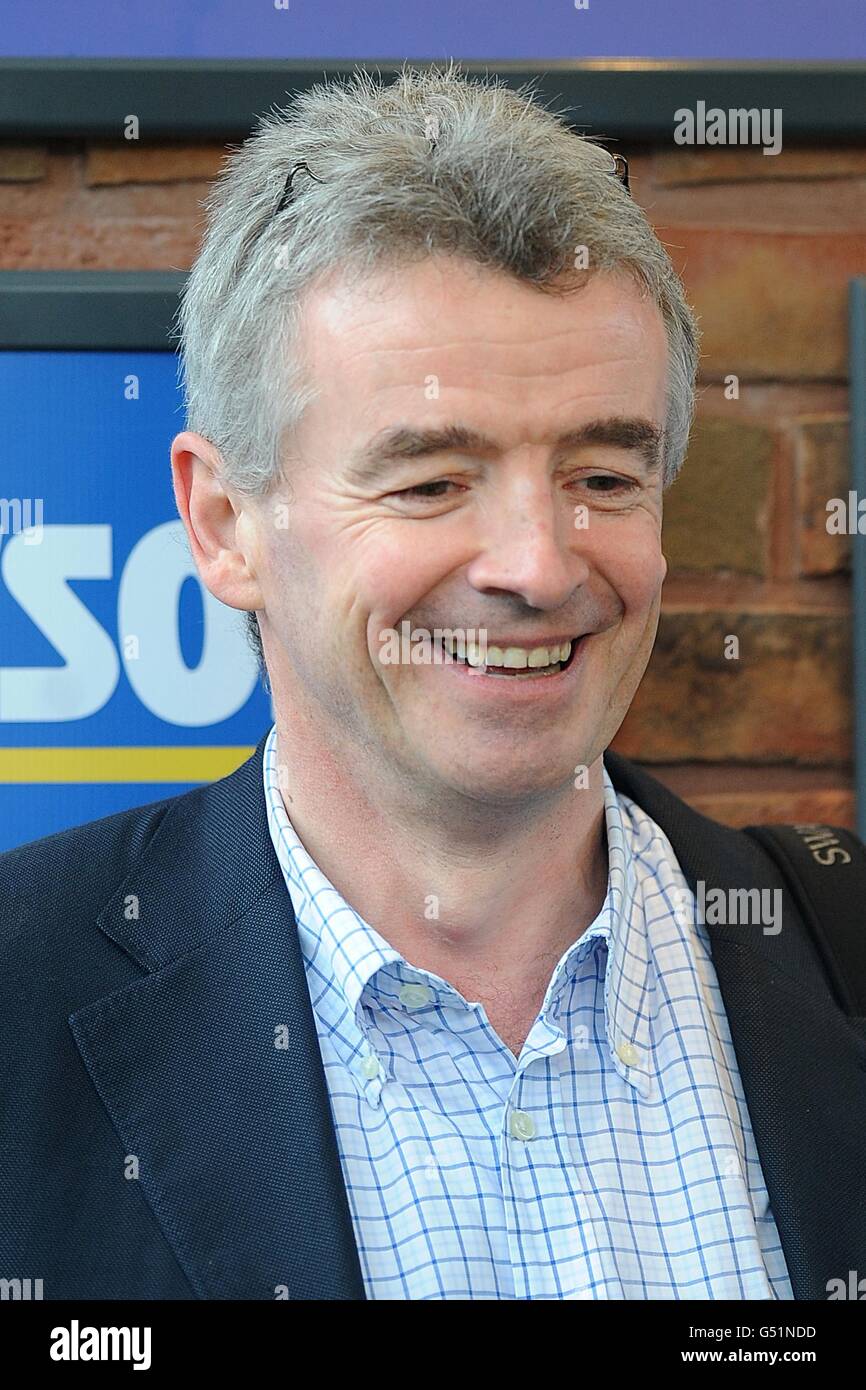 Horse owner michael oleary hi-res stock photography and images - Alamy