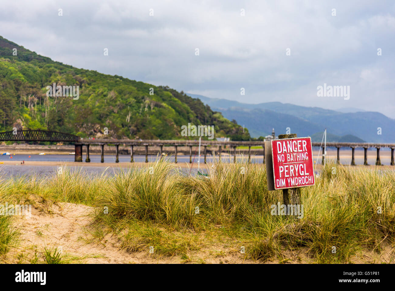 No Bathing Sign Stock Photos & No Bathing Sign Stock Images - Alamy