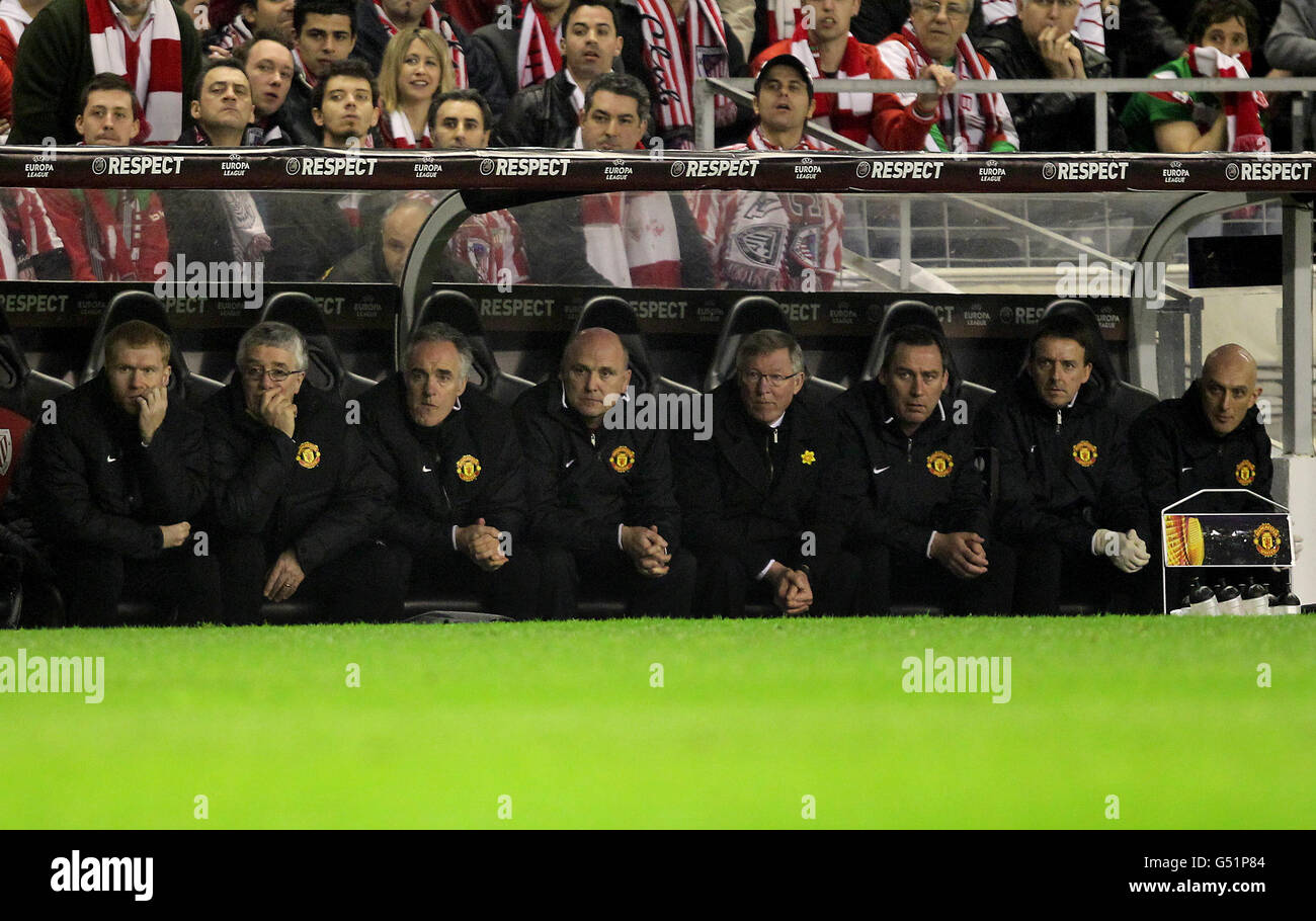 The Manchester United Dugout With Paul Scholes Left Assistant