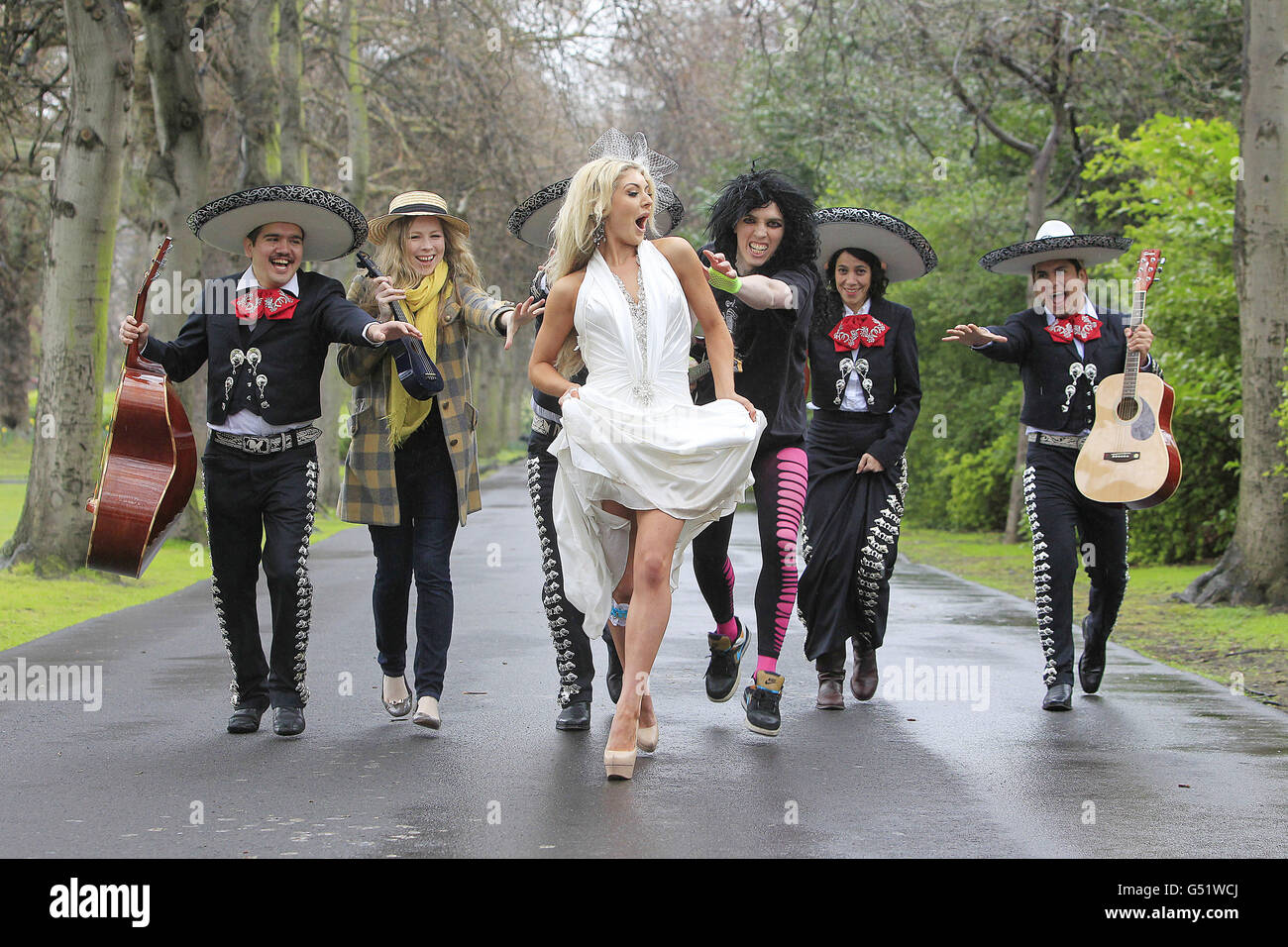 1970s rock band hi-res stock photography and images - Alamy
