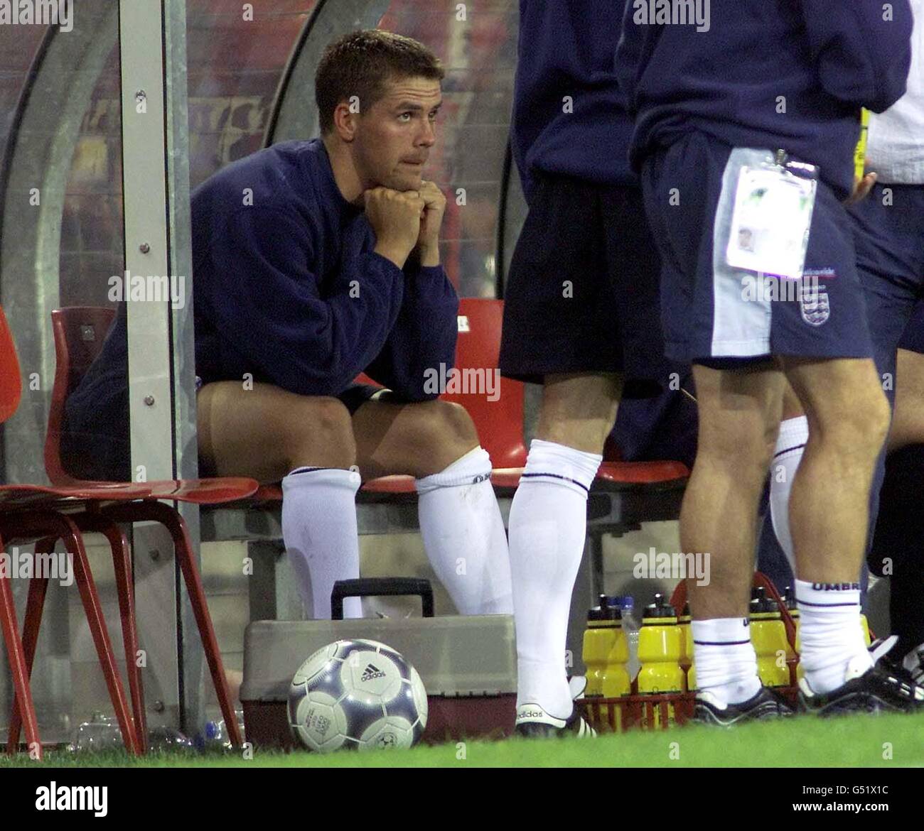 England 2 portugal 3 hi-res stock photography and images - Alamy