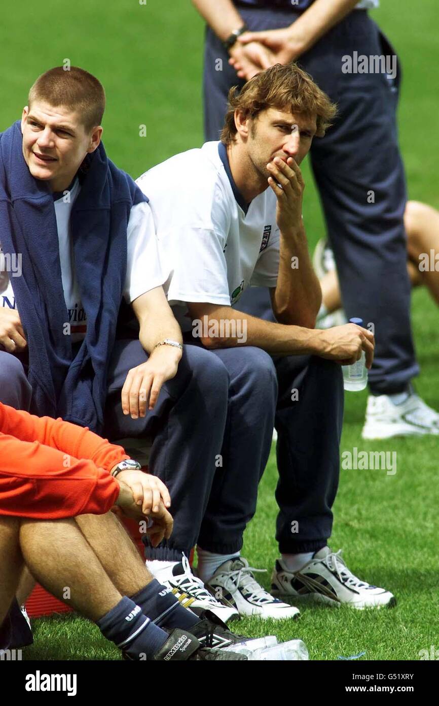 England training Euro 2000 Stock Photo - Alamy
