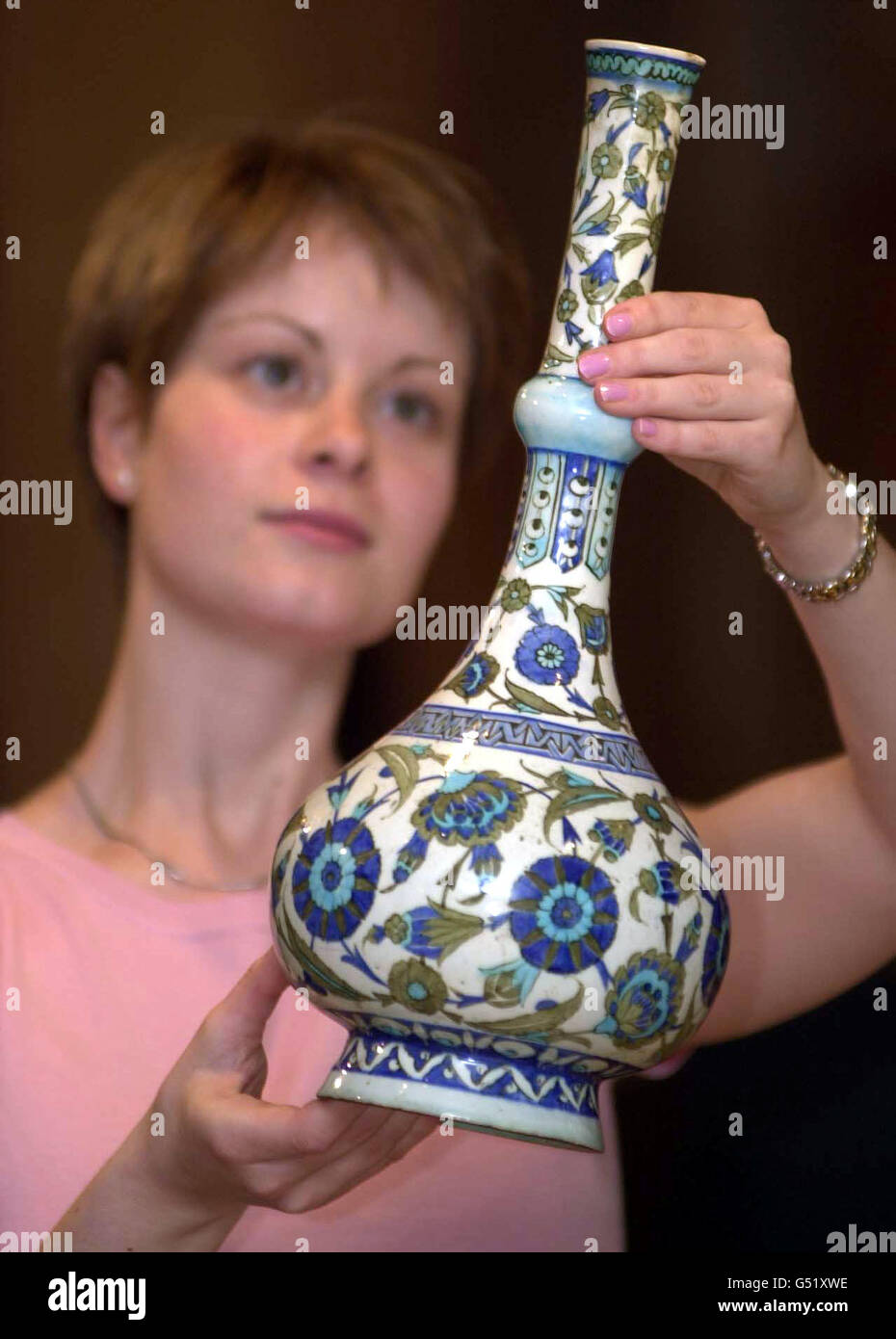 Alexandra Maguire of Christies examines a rare 16th Century Ottoman ...