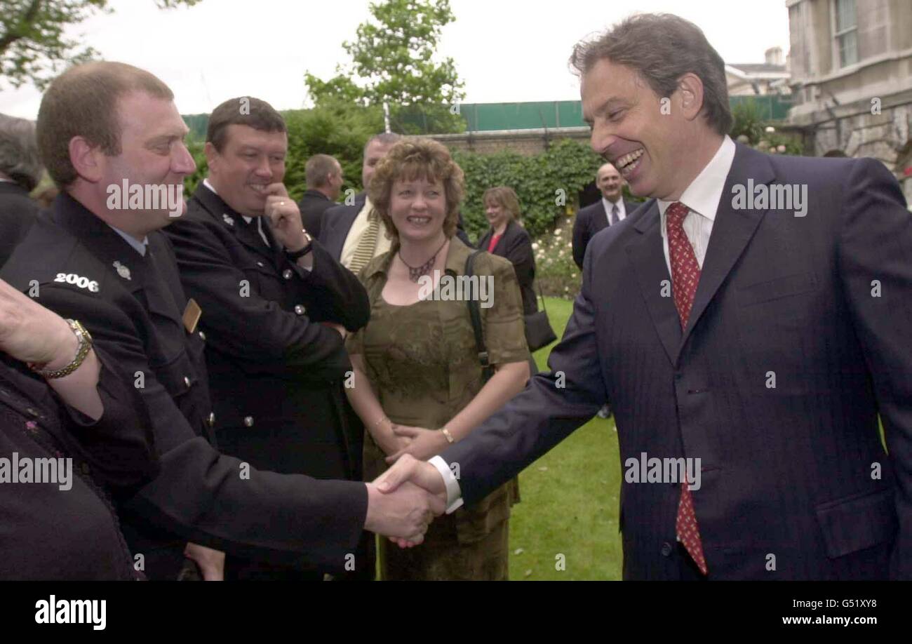 Blair police bravery awards Stock Photo - Alamy
