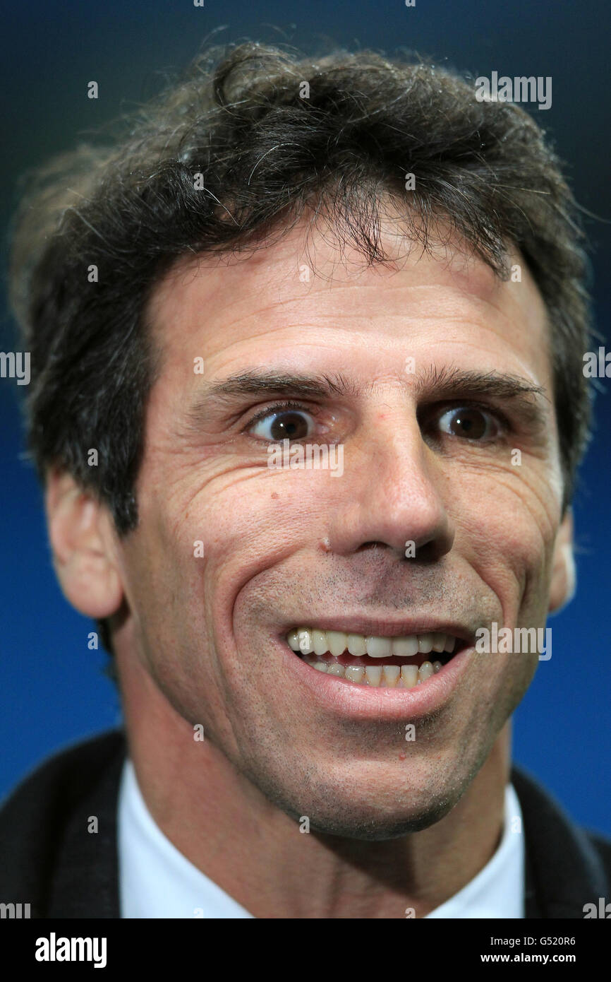 Former chelsea player gianfranco zola hi-res stock photography and ...