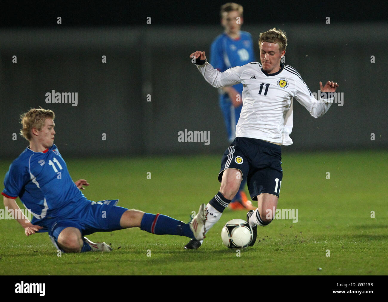 Scotland's Craig Sibbald and Iceland's Daoi Bergsson during the UEFA ...