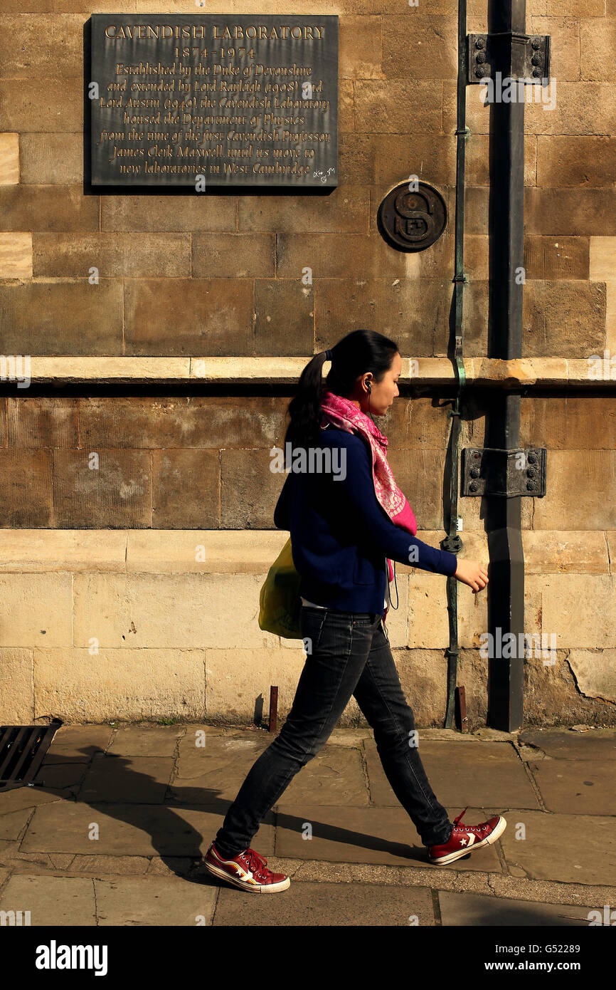 Old Cavendish Laboratories High Resolution Stock Photography and Images ...