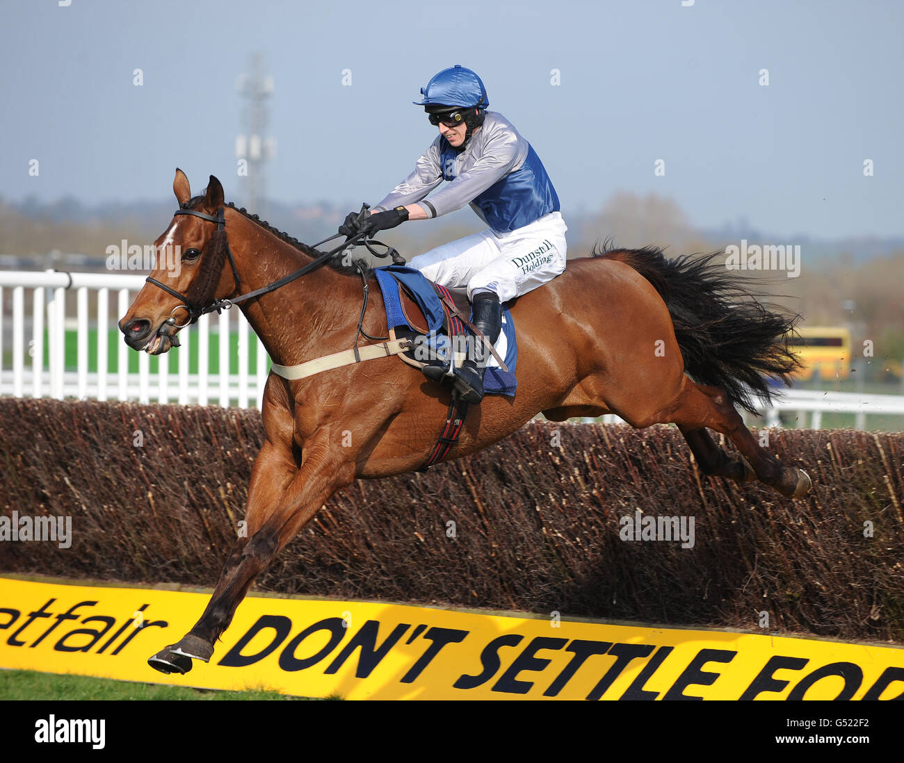 His triangular hi-res stock photography and images - Alamy