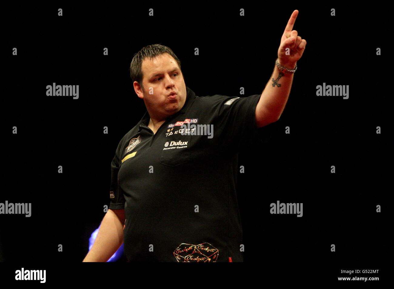 Darts mccoys premier league o2 arena hi-res stock photography and ...