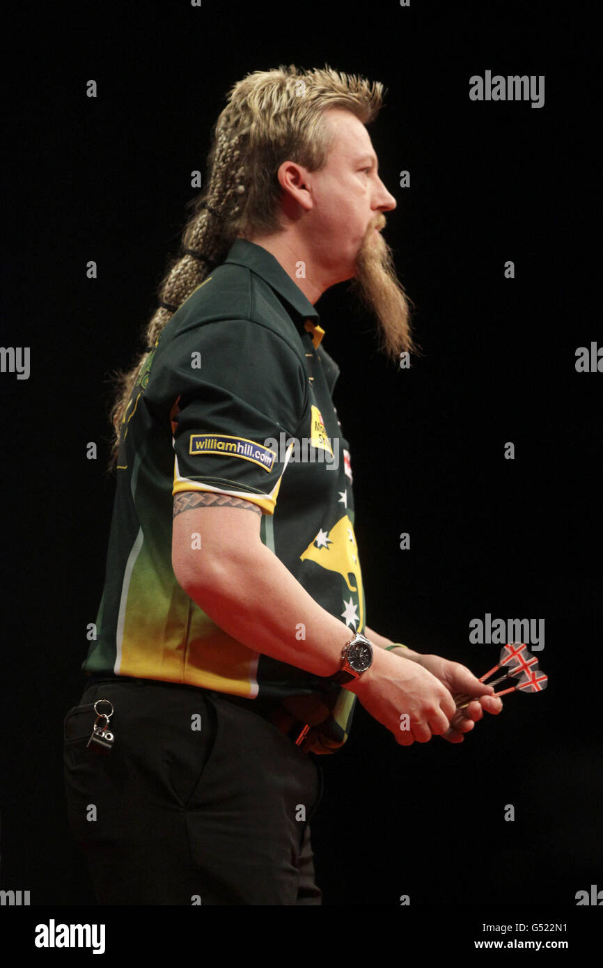 Darts mccoys premier league darts o2 arena hi-res stock photography and ...