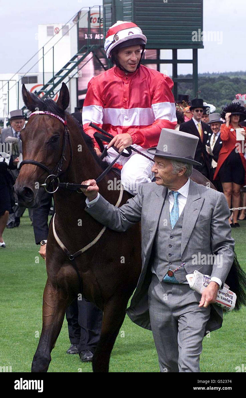 Jockey Lester Piggot High Resolution Stock Photography and Images - Alamy