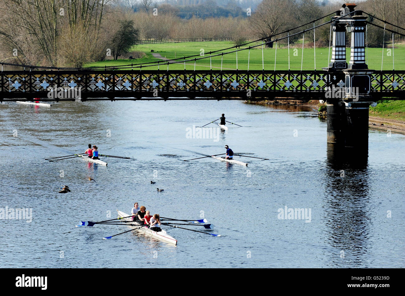River trent burton hi-res stock photography and images - Alamy