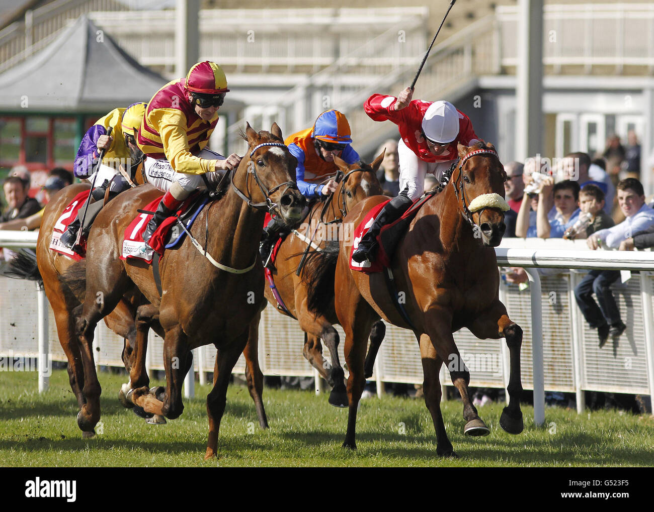 Horse racing the curragh racecourse hi-res stock photography and images ...