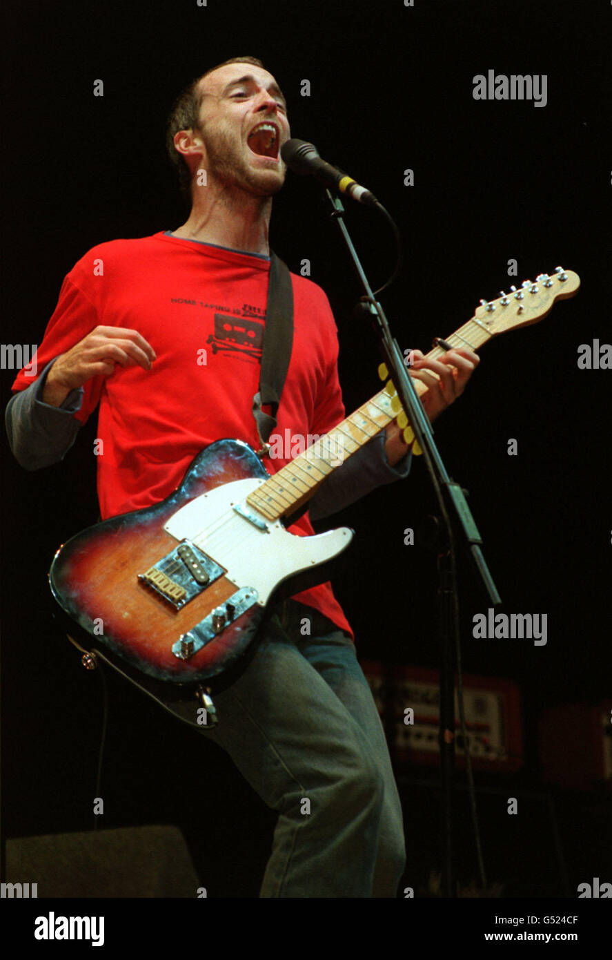 Fran Healy lead singer of the Scottish pop band Travis performing on ...