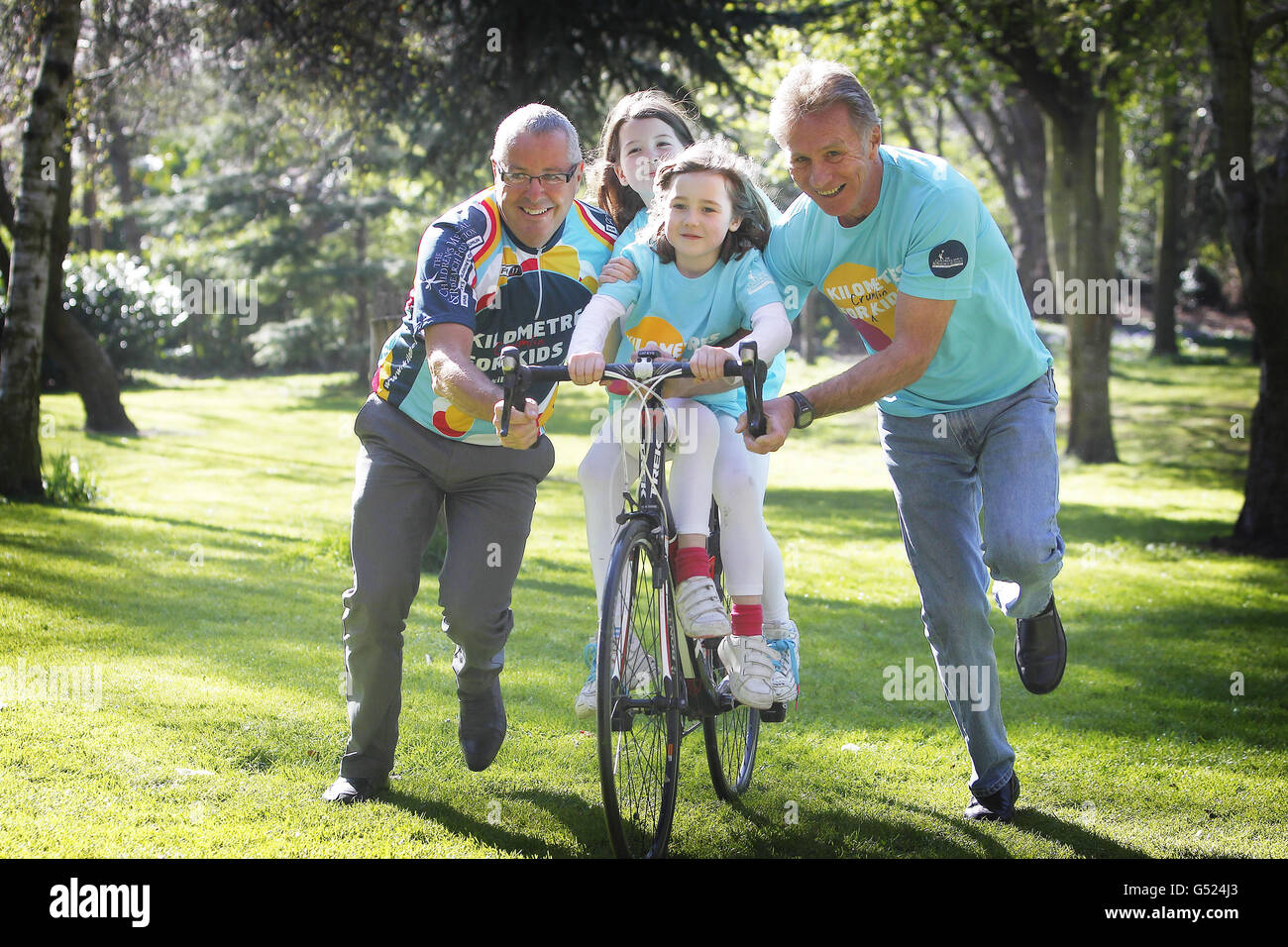 Tour de France winning cyclist Stephen Roche (left) joins former world ...