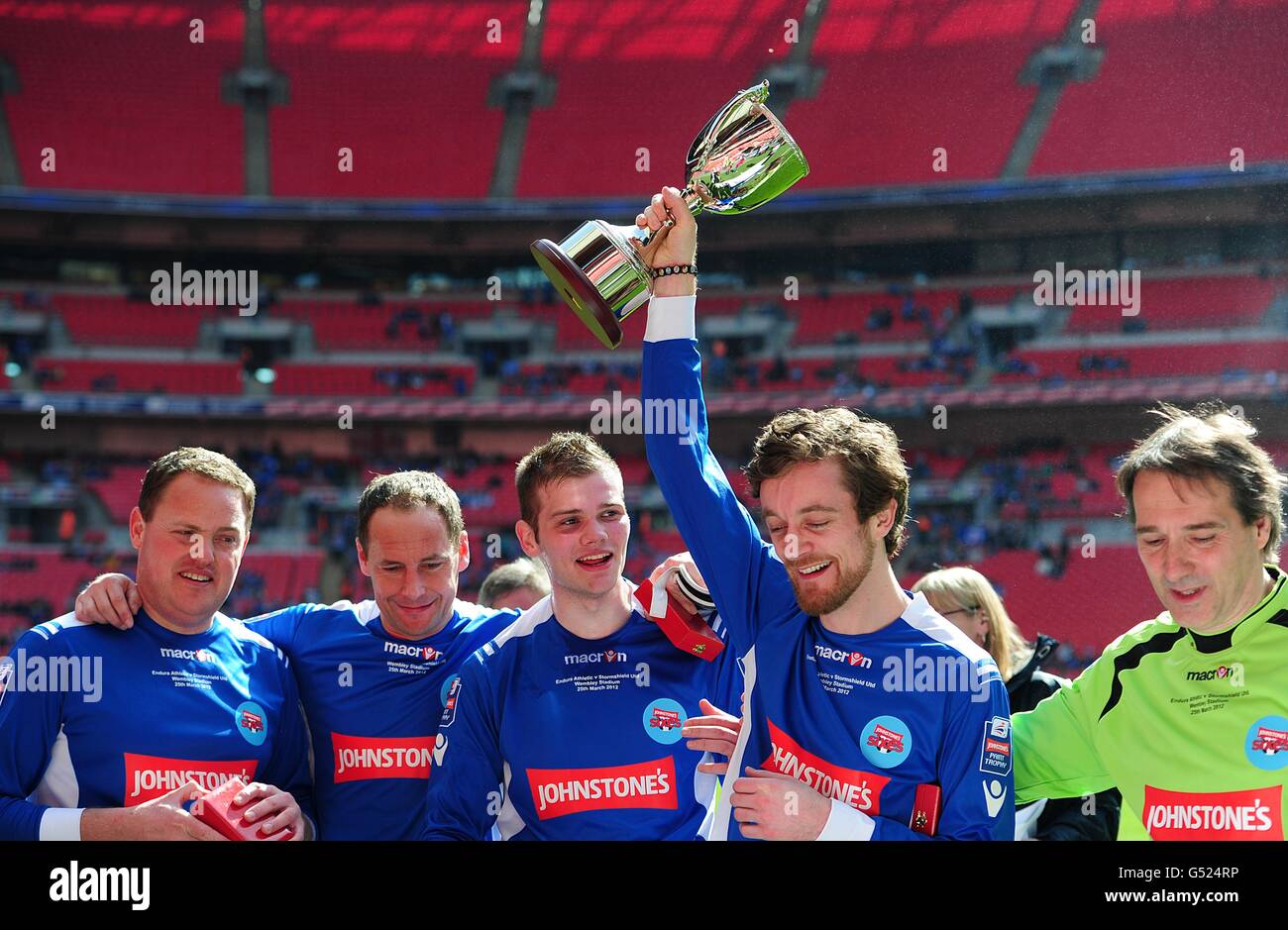 Soccer - Johnstone's Paint Trophy - Final - Chesterfield v Swindon Town ...