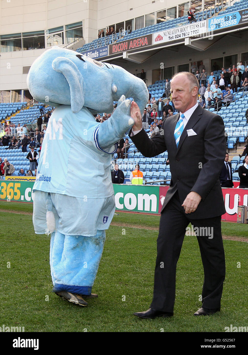 Former Coventry City players on the pitch during the Legends Day ...