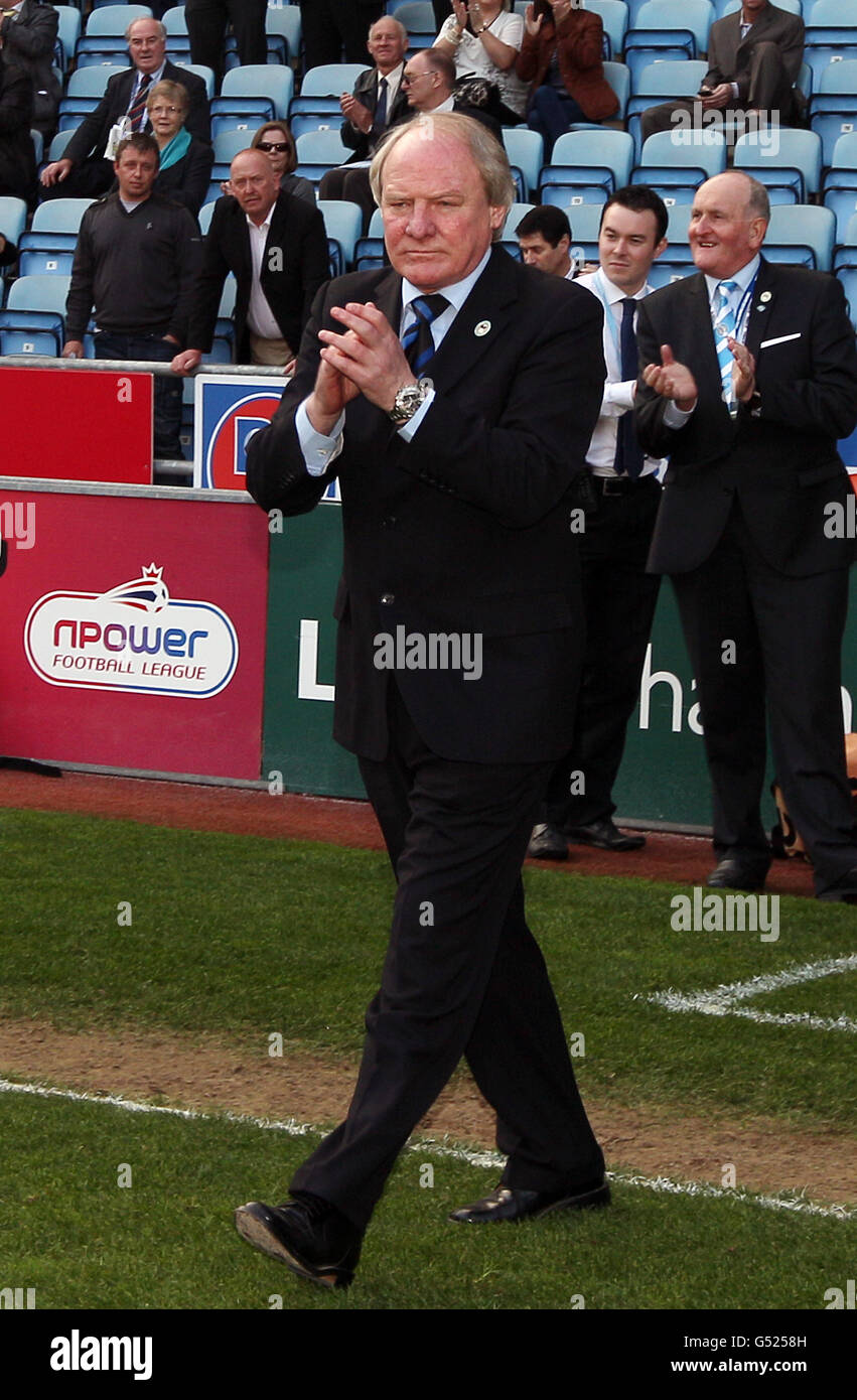 Terry yorath on the pitch during the legends day celebrations hi-res ...