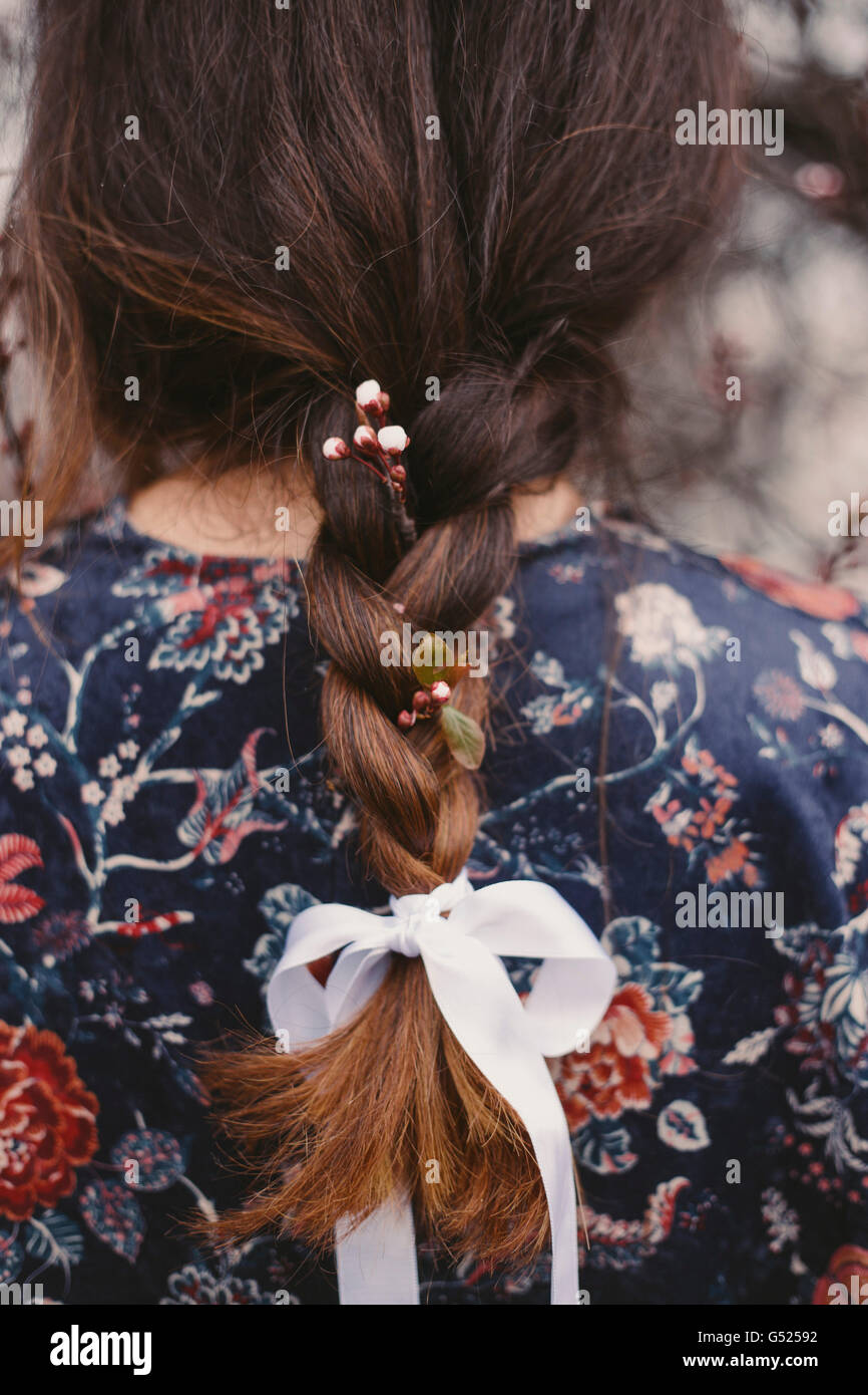 Braided hair from behind hi-res stock photography and images - Alamy