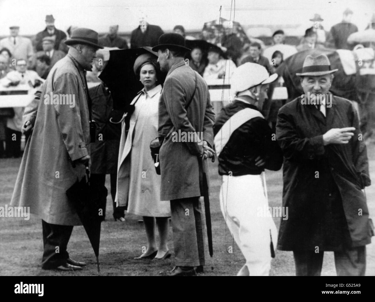 Irish trainer mr paddy prendergast talks jockey des lake hi-res stock ...