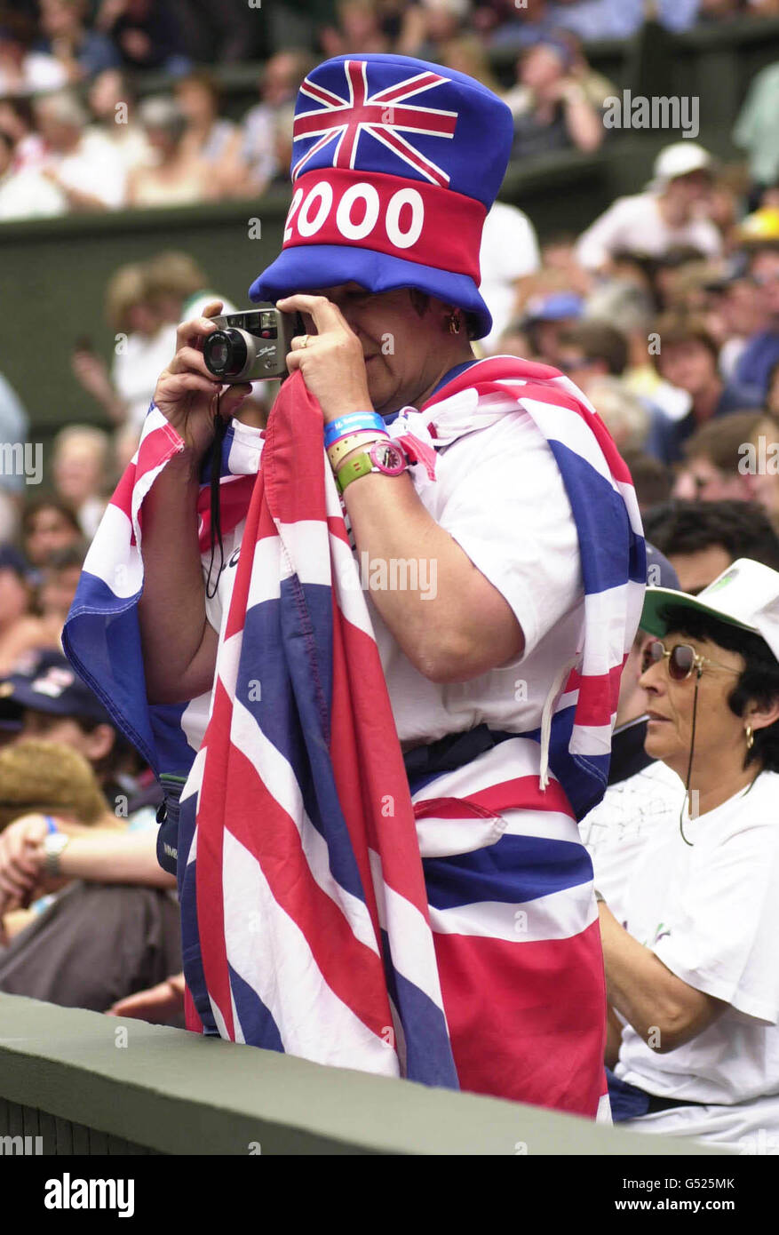 Wimbledon tennis Henman fan Stock Photo - Alamy