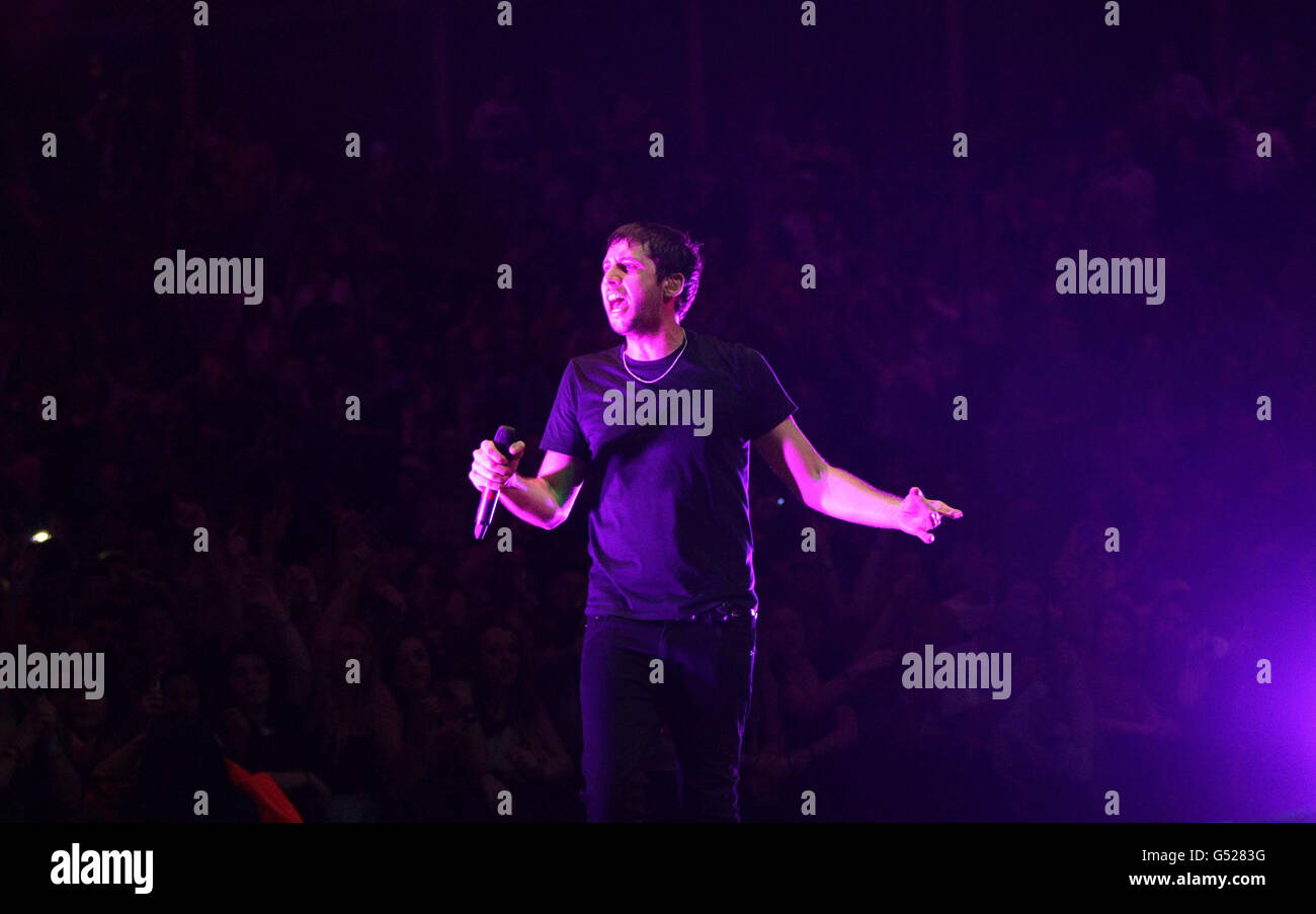 Singer Example, aka Elliot Gleave, performs at a Teenage Cancer Trust ...