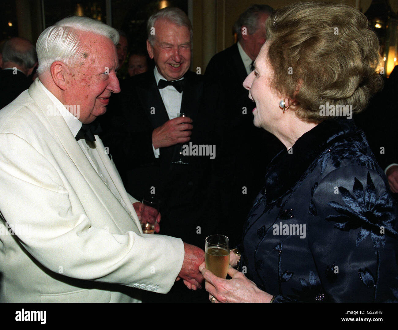 Baroness Margaret Thatcher And Sir Edward Heath Stock Photos & Baroness ...