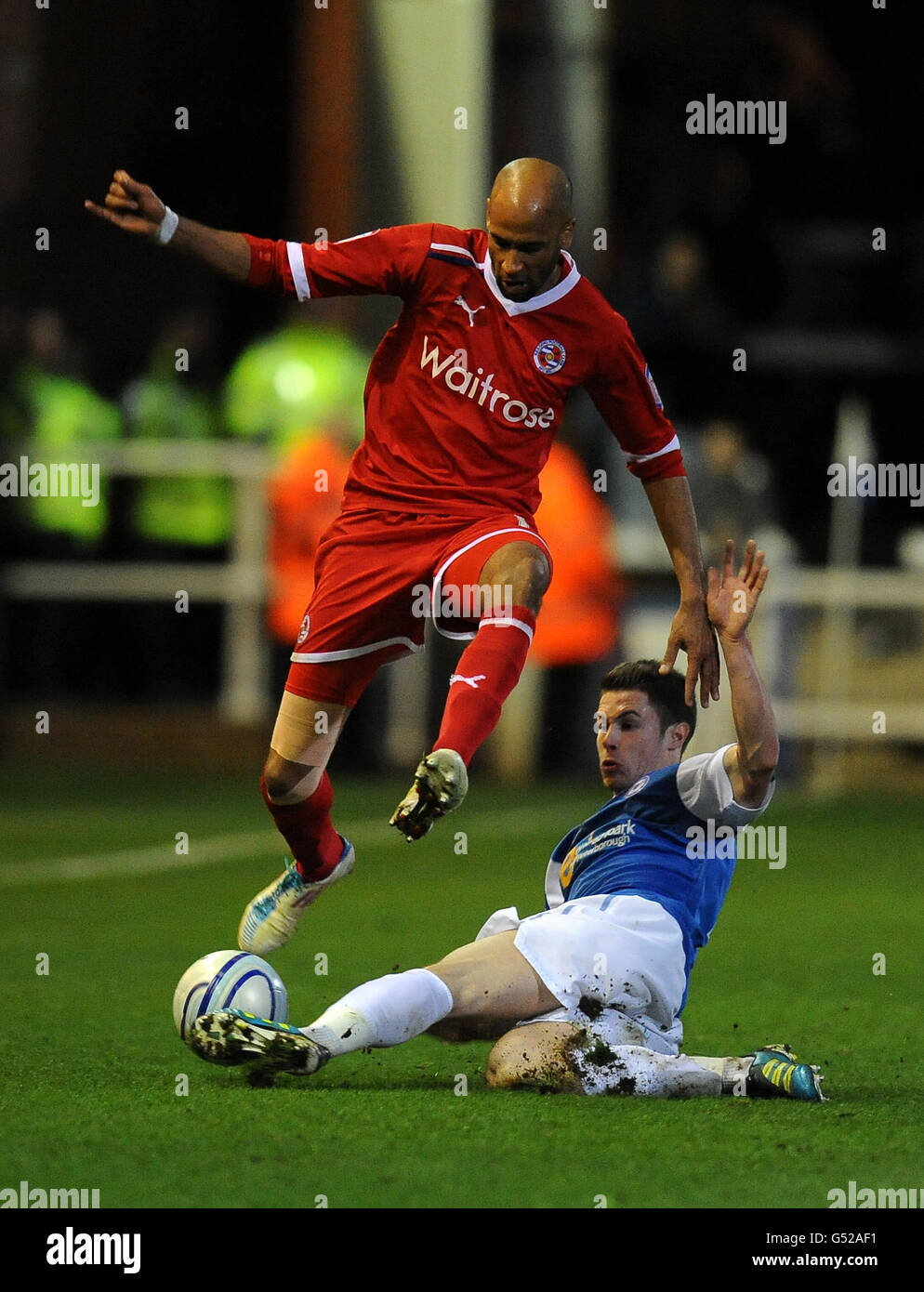 Peterborough uniteds tommy rowe and readings jimmy kebe hi-res stock ...