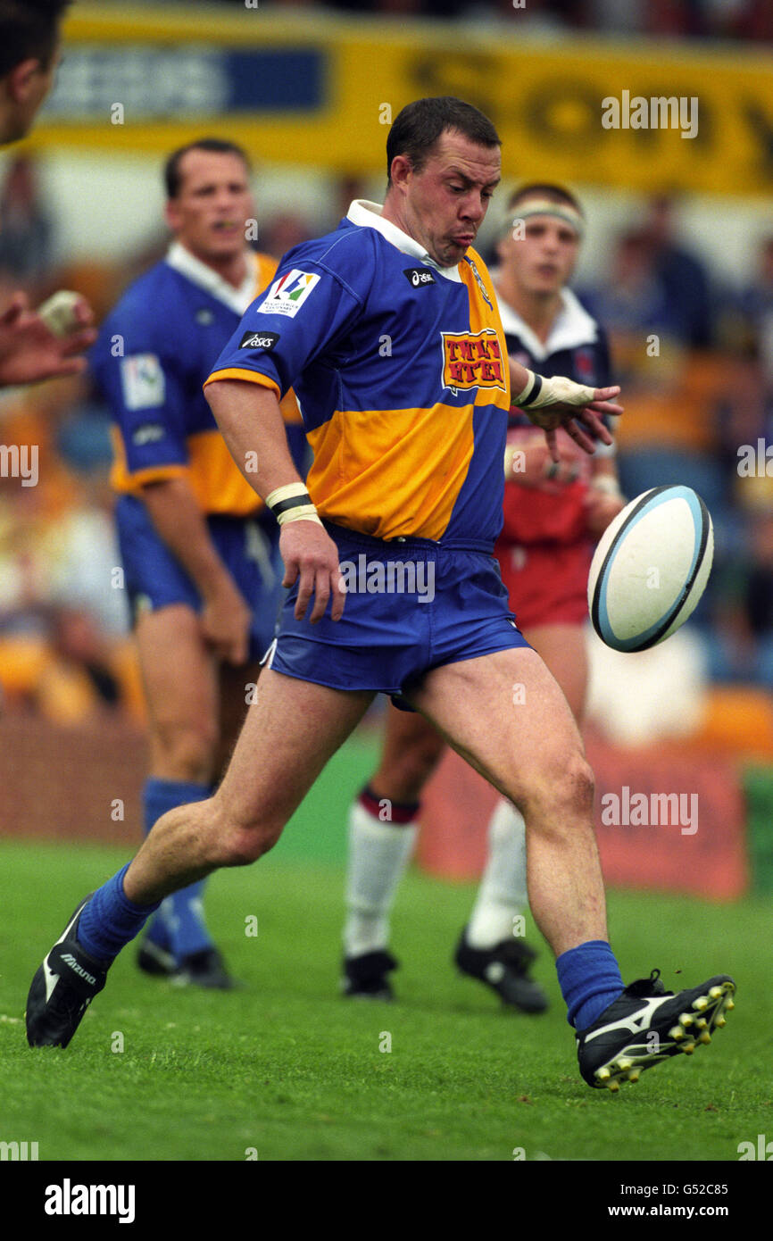 Garry schofield hi-res stock photography and images - Alamy