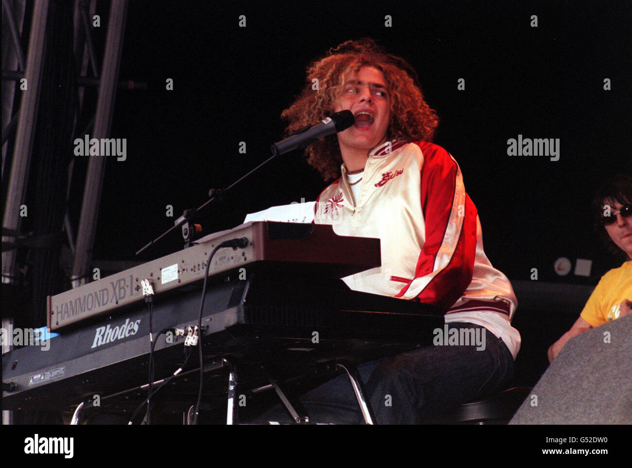 Toploader band hi-res stock photography and images - Alamy