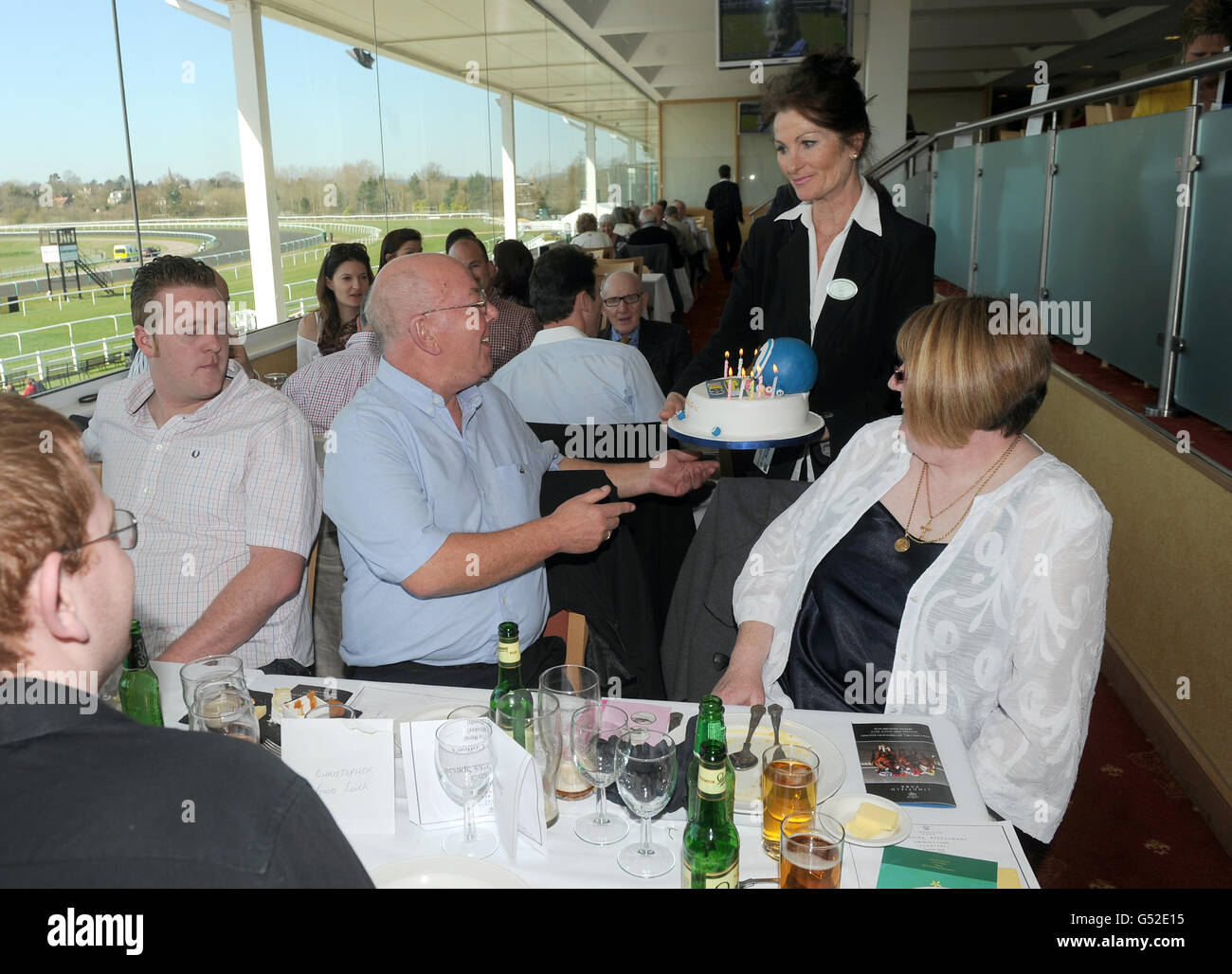 Horse Racing - William Hill Afternoon Racing - Lingfield Racecourse ...