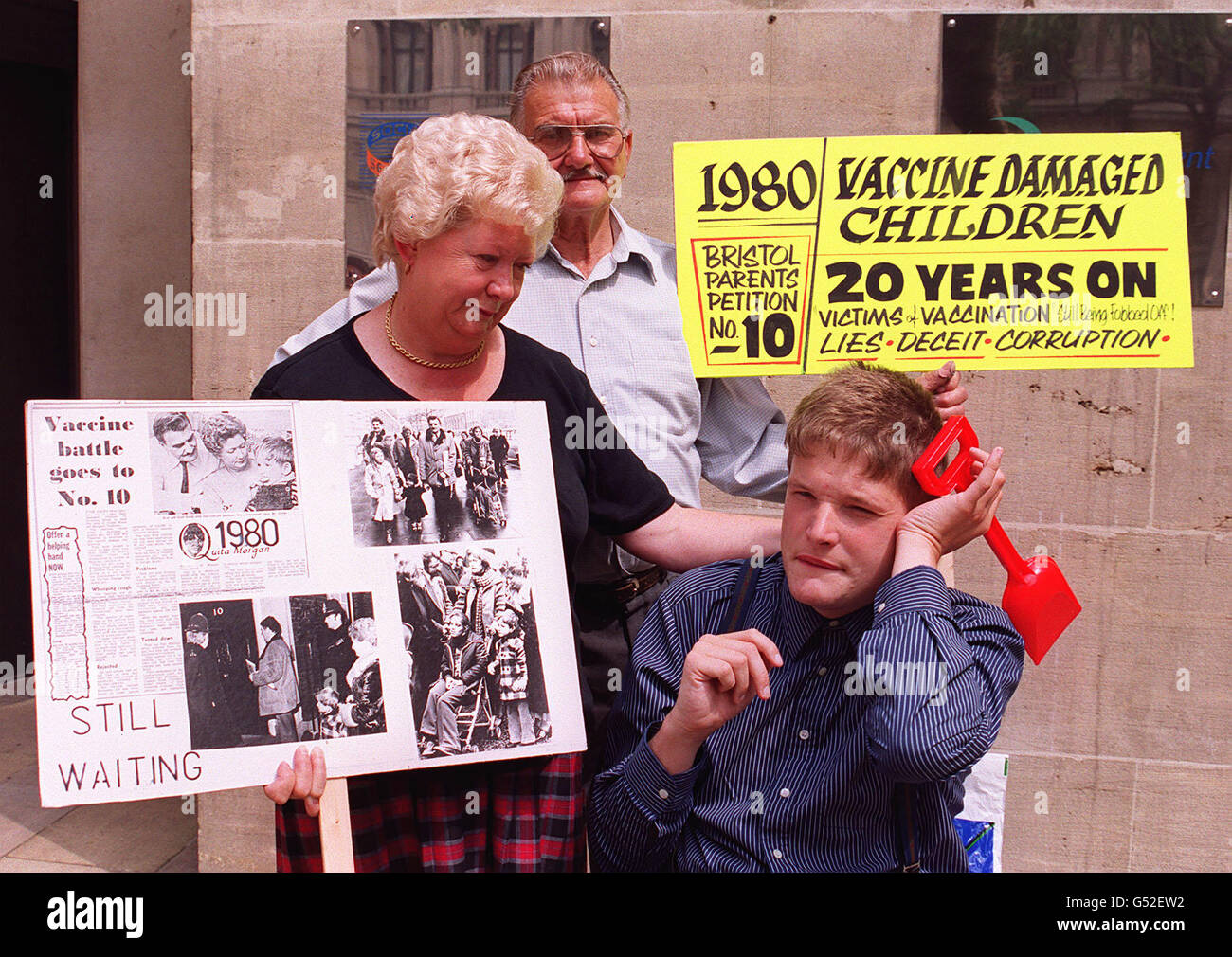 Enid and son matthew age 25 hi-res stock photography and images - Alamy