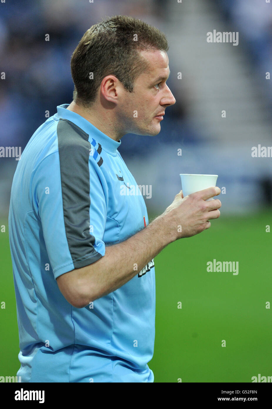 Preston manager Graham Westley before kick off of the npower Football ...