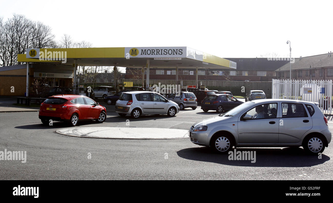 Morrisons tanker hi-res stock photography and images - Alamy