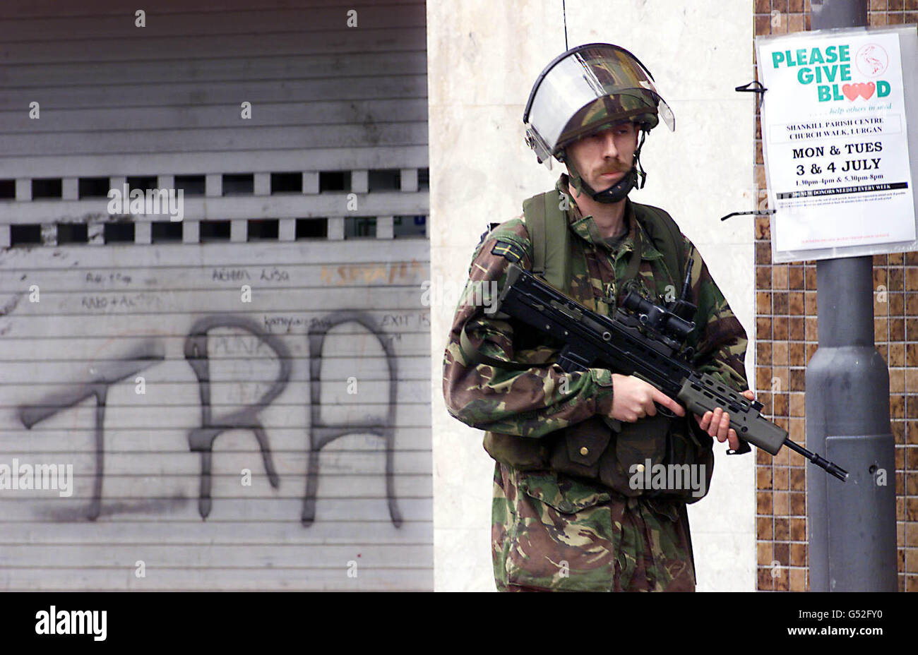 Uniform rifle machine gun riot gear helmet military politics hi-res ...