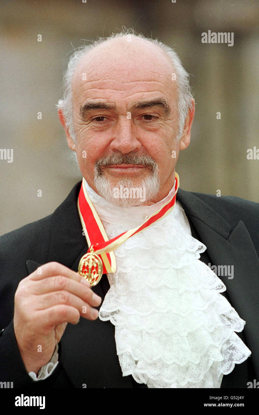 Who was honoured at the palace of holyroodhouse in edinburgh hi-res ...