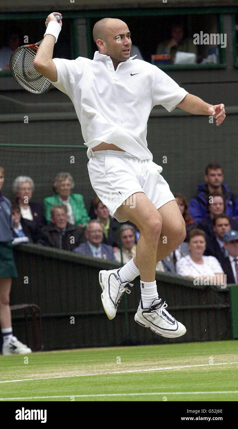 Tennis jumping action andre agassi hi-res stock photography and images ...