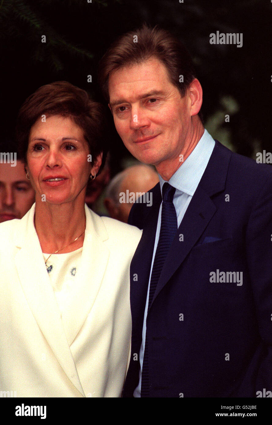 Anthony andrews and wife hi-res stock photography and images - Alamy