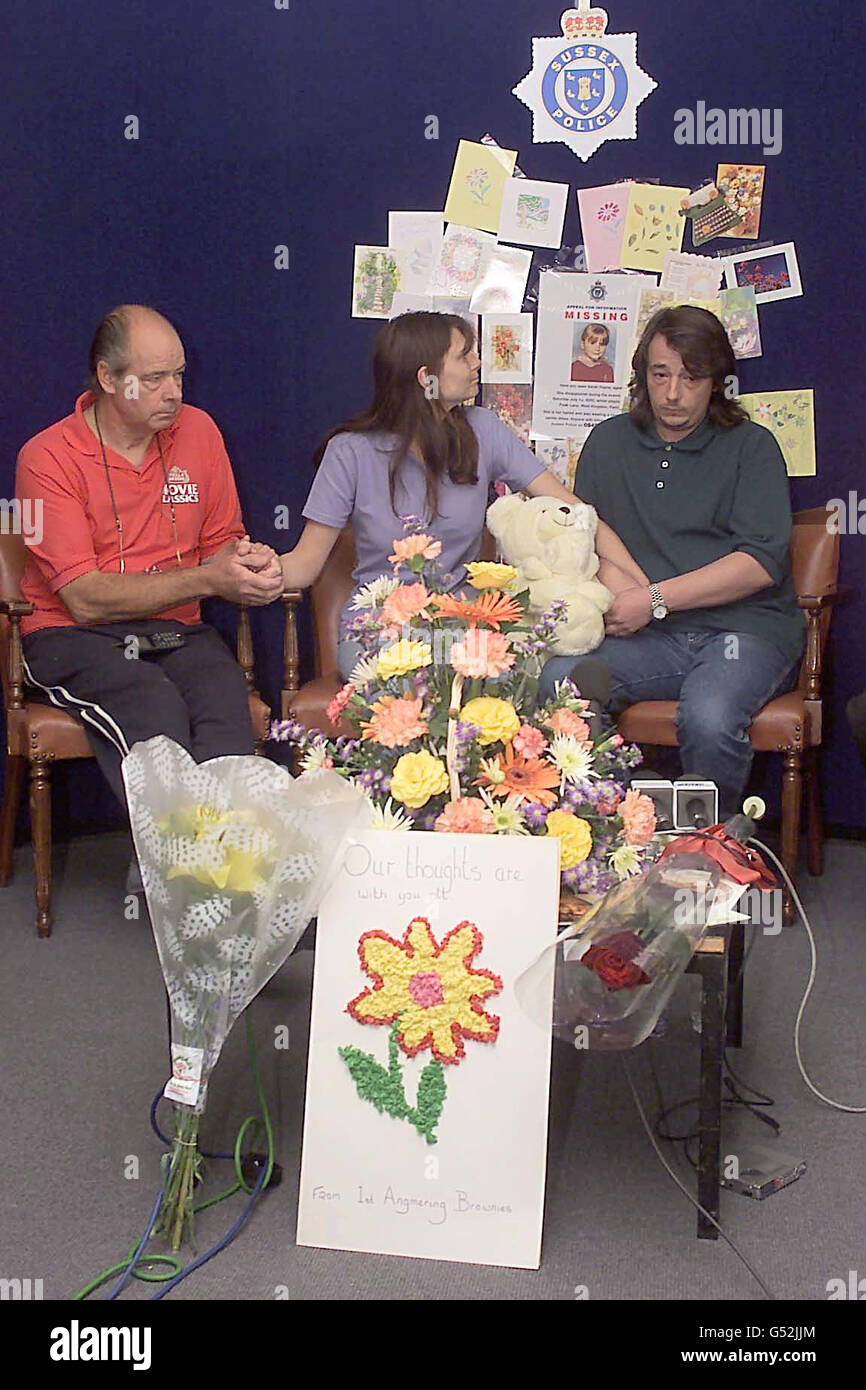 The parents of missing eight year old Sarah Payne support each other ...