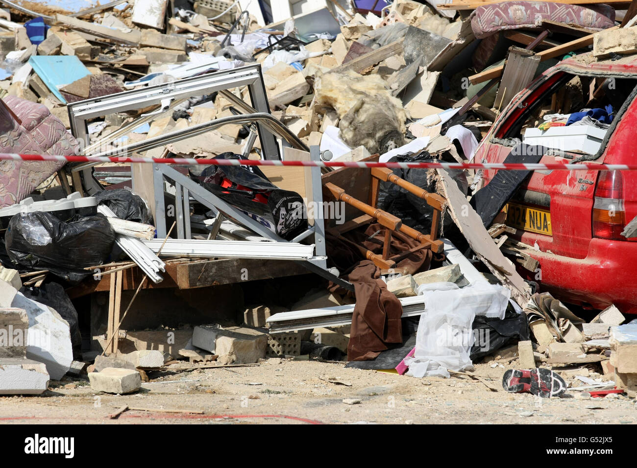 Divided house hi-res stock photography and images - Alamy