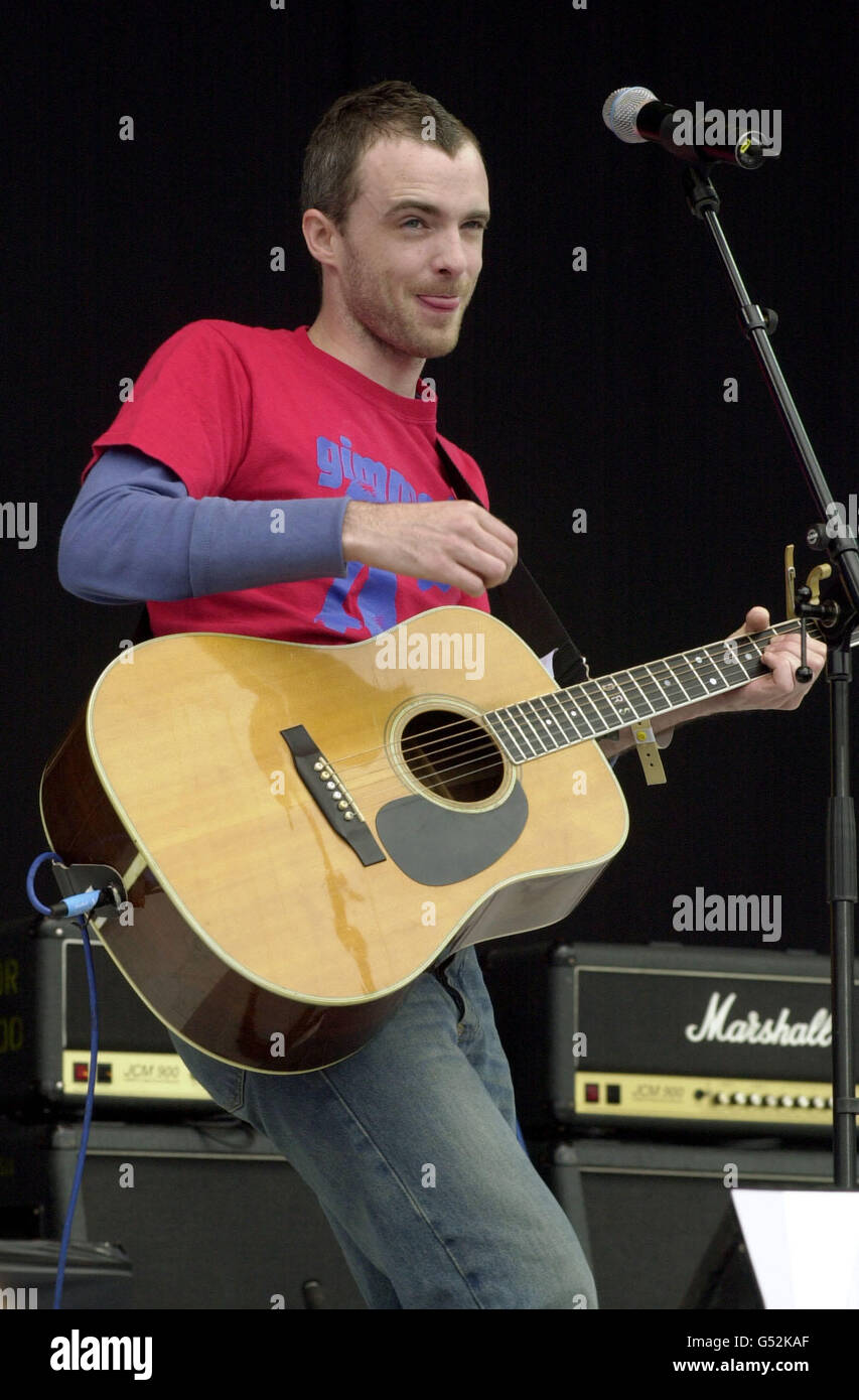 Singer Fran Healy, of Scottish pop group Travis, performing on stage at ...