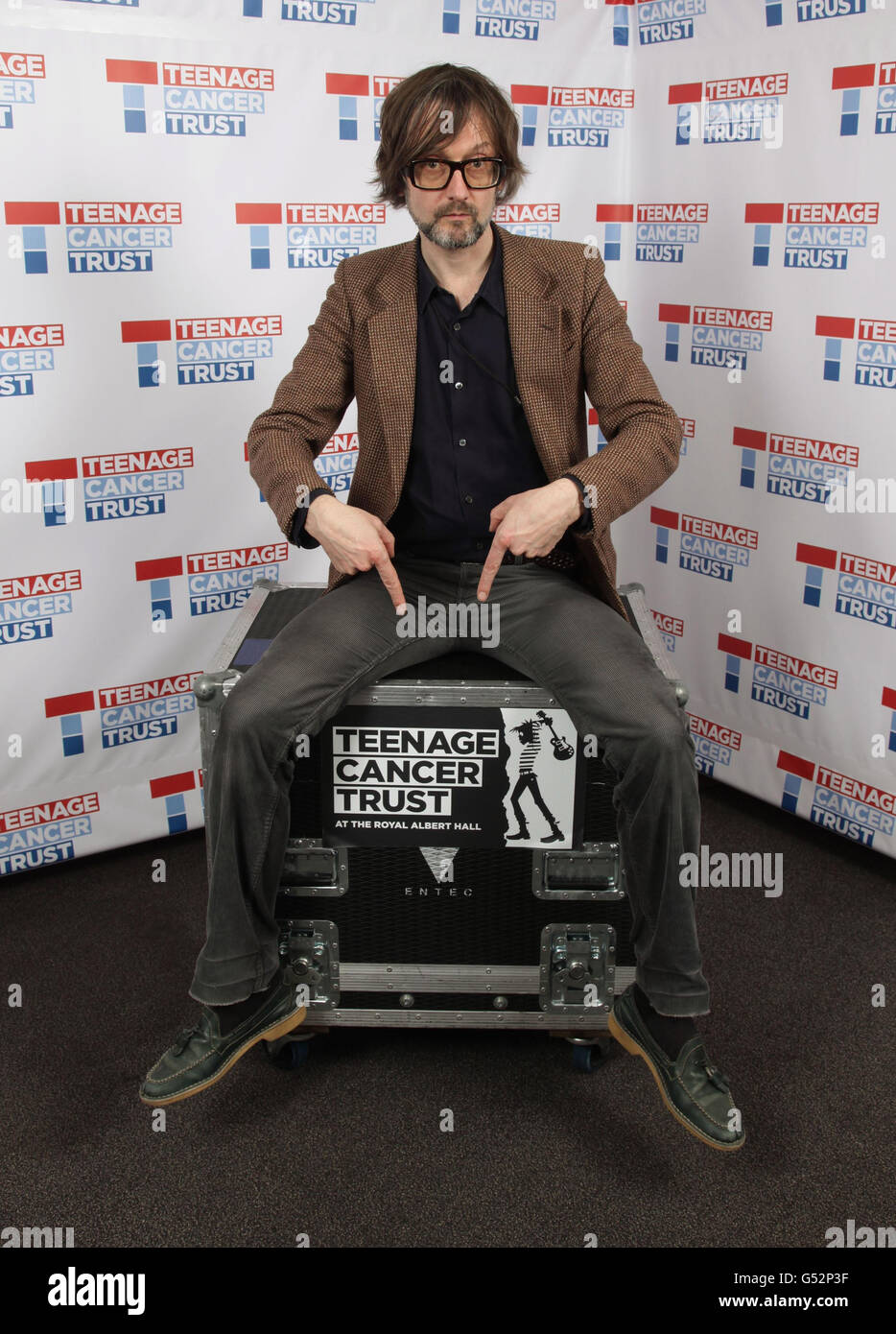 Jarvis cocker and albert cocker hi-res stock photography and images - Alamy