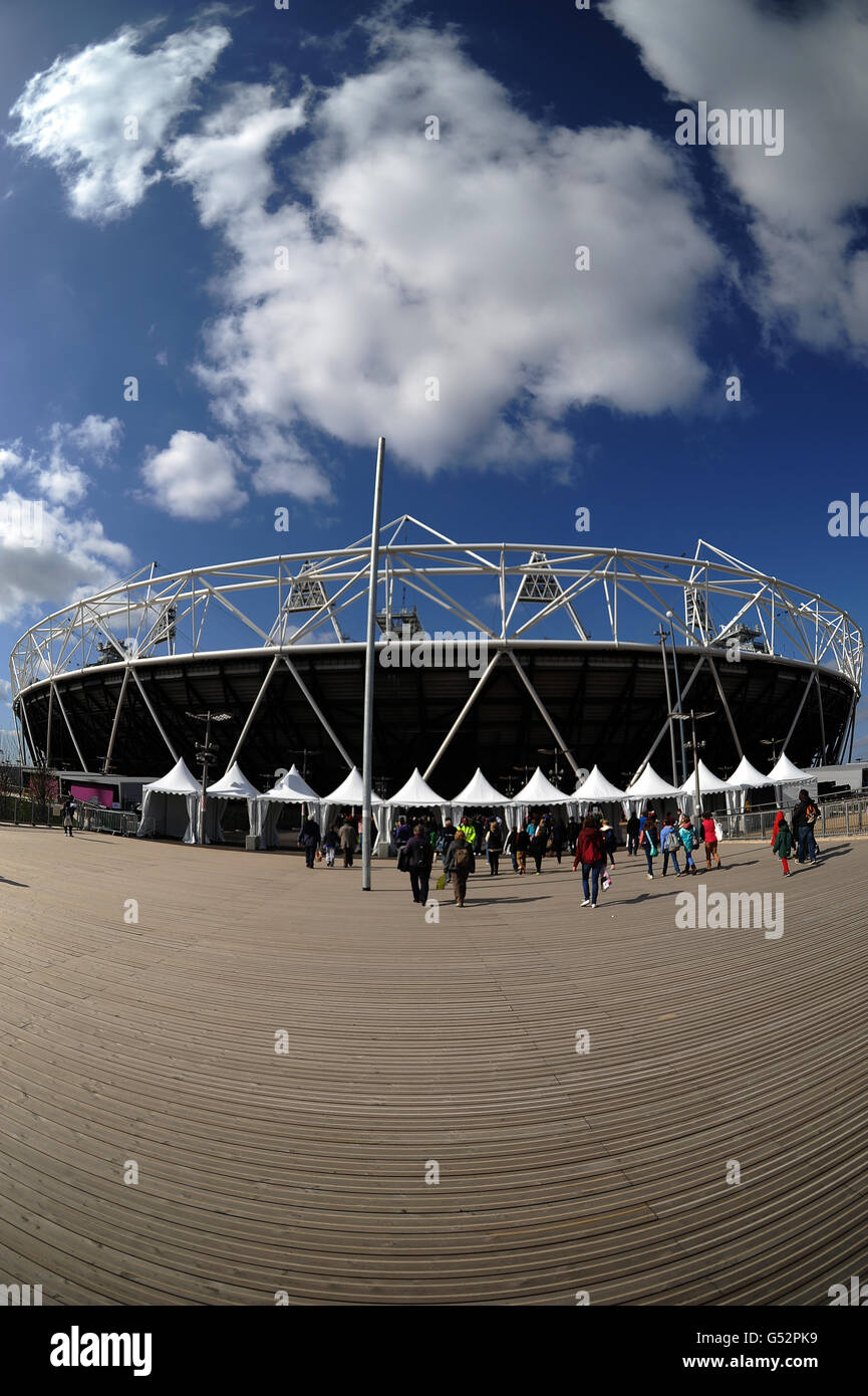 Olympics - Gold Challenge Olympic Stadium Event Stock Photo - Alamy