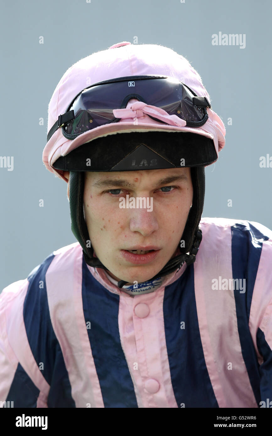 Horse Racing - Wolverhampton Racecourse. Luke Morris, jockey Stock Photo - Alamy