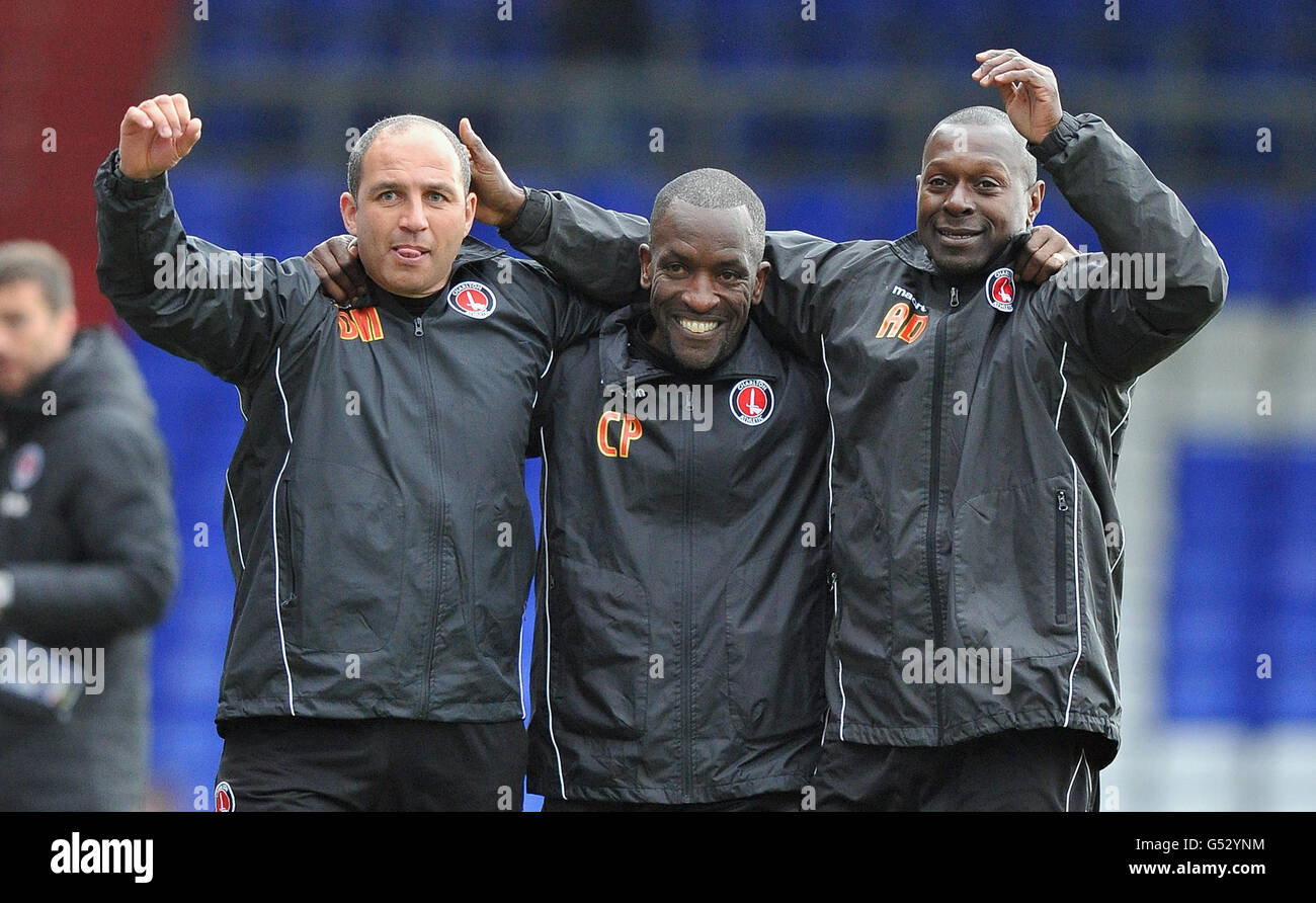 Charlton Athletic's Manager Chris Powell (centre) and his team ...