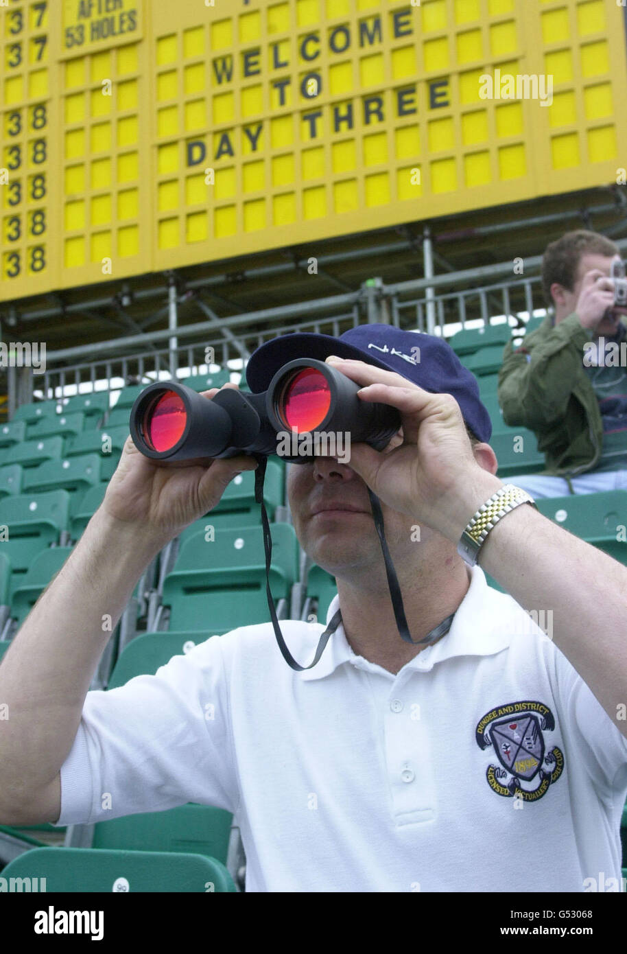 Spectator scoreboard hi-res stock photography and images - Alamy