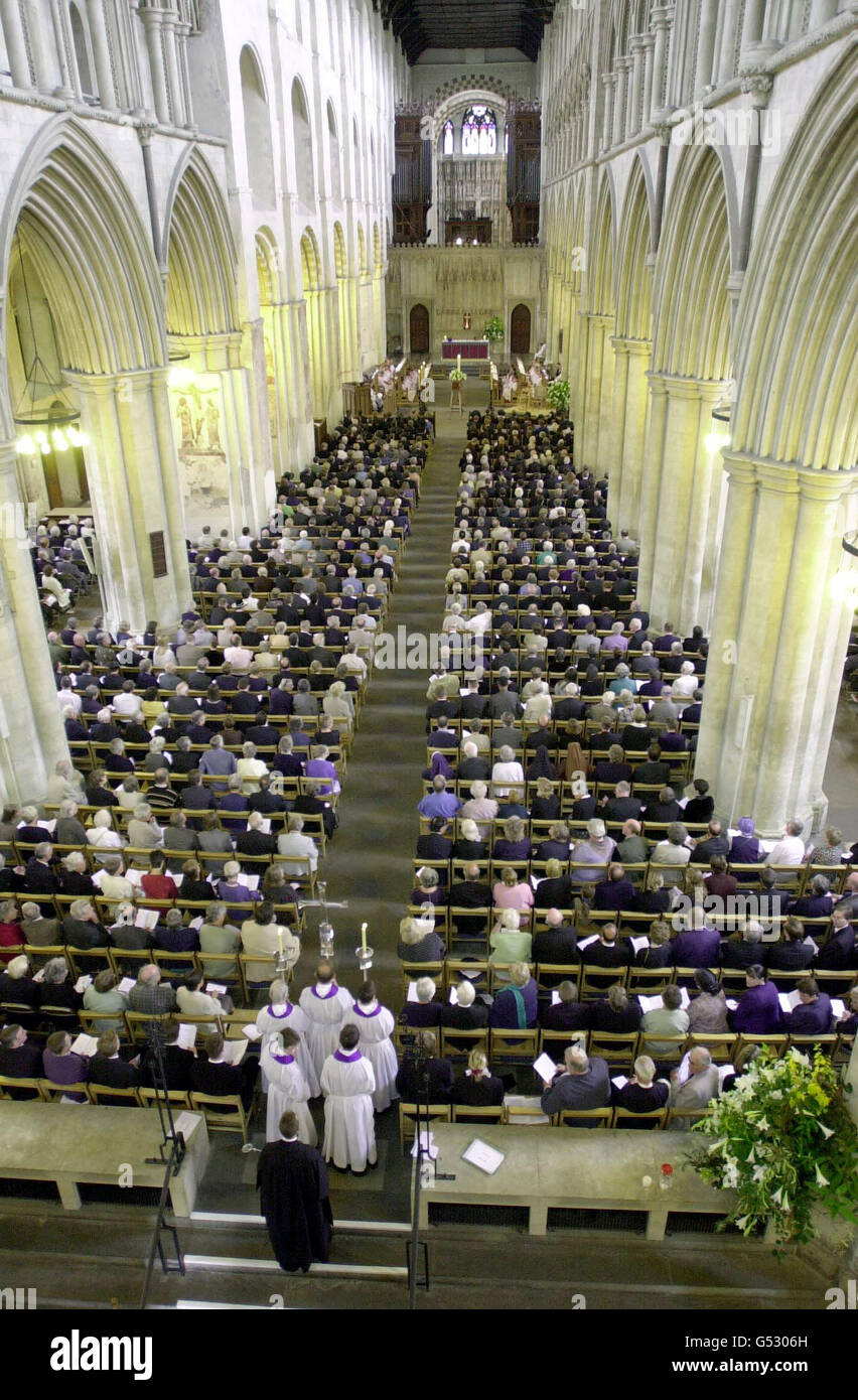 Runcie funeral hi-res stock photography and images - Alamy