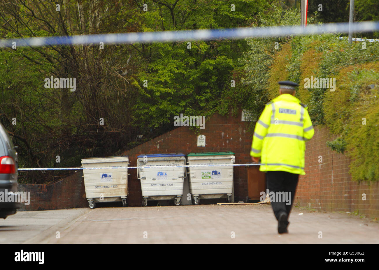 Body found in bin hi-res stock photography and images - Alamy