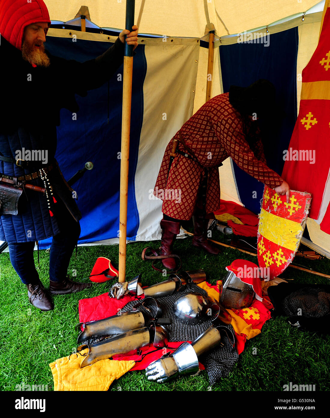 Member medieval group hi-res stock photography and images - Alamy